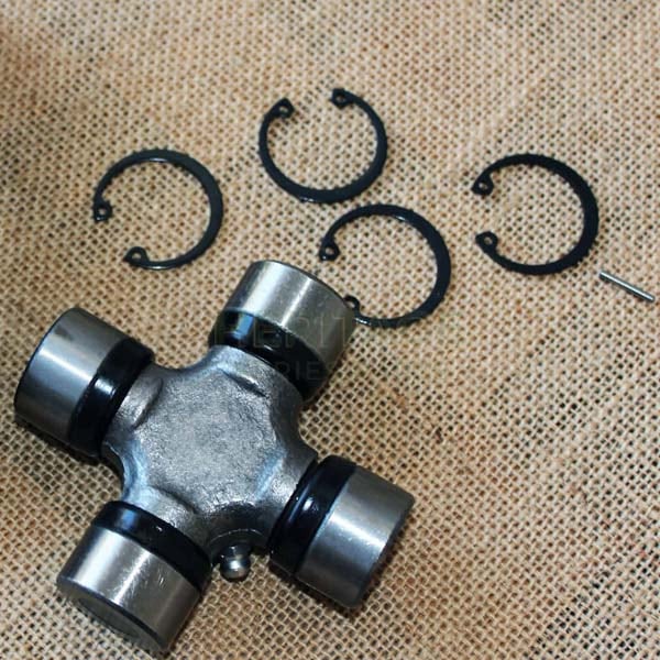 RTC3346 Land Rover Series 2 & 3 GKN/Hardy Spicer Universal Joint 1964 ...