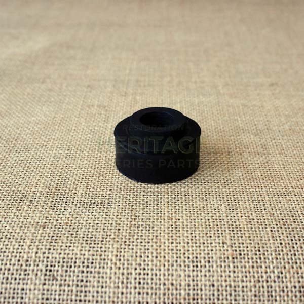 7091 Land Rover Series 1 Top Rubber Engine and Gear Box Mounting 1948 ...